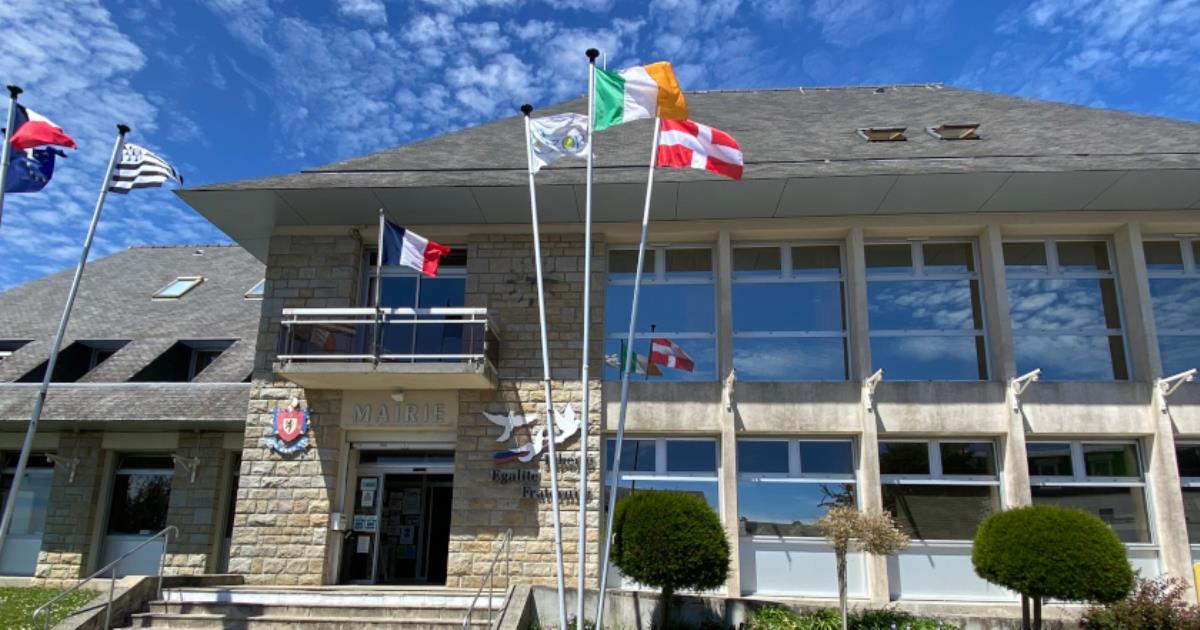 Mairie de Crozon - Office de tourisme de Presqu'île de Crozon - Aulne ...